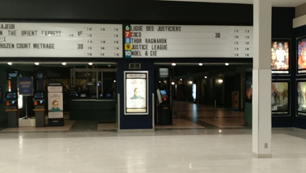 Cinéma Famous Players (Carrefour Angrignon)